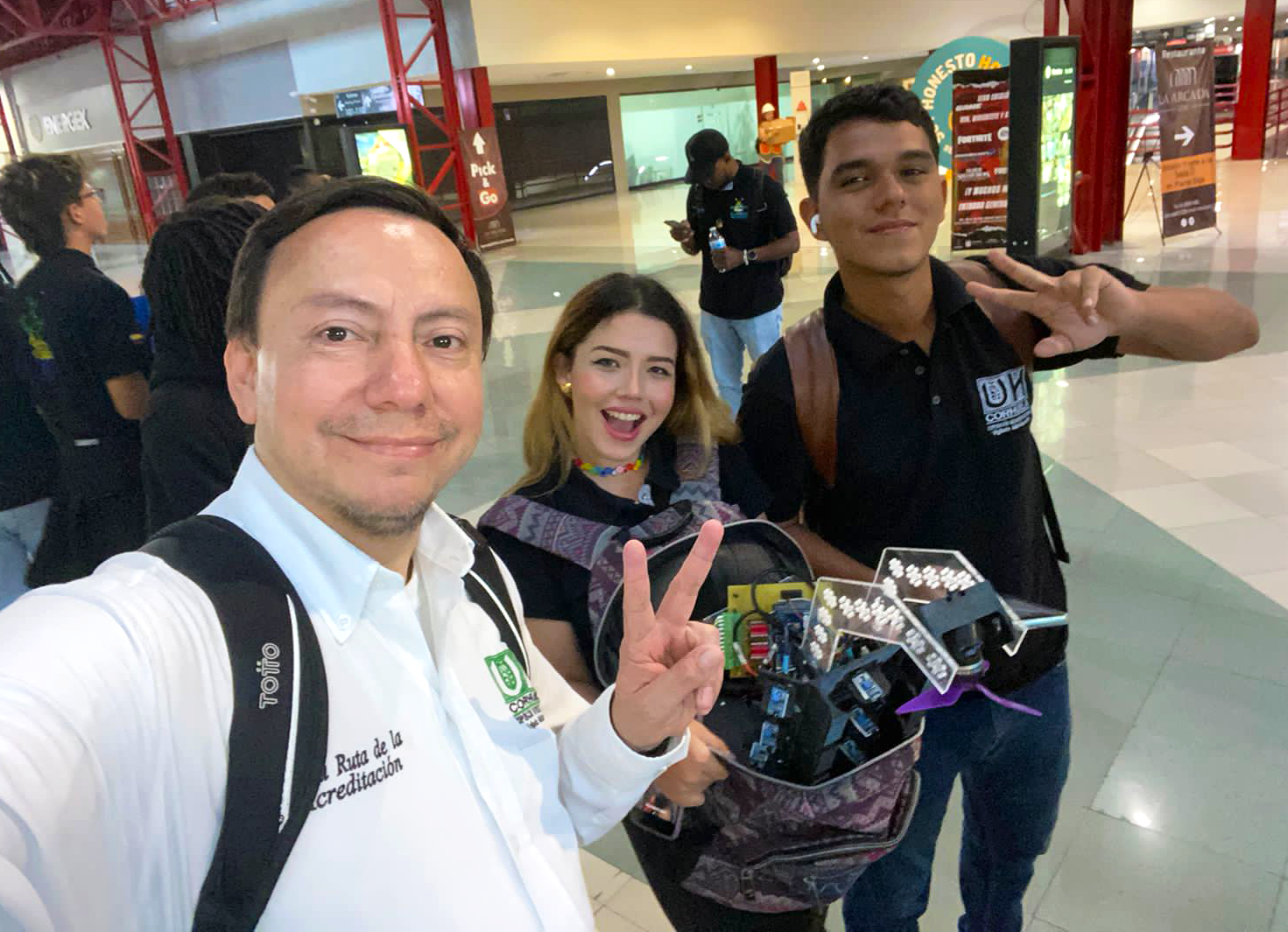 LA ODISEA DEL TRIUNFO: CORHUILA SUBCAMPEÓN EN MUNDIAL DE ROBÓTICA ...