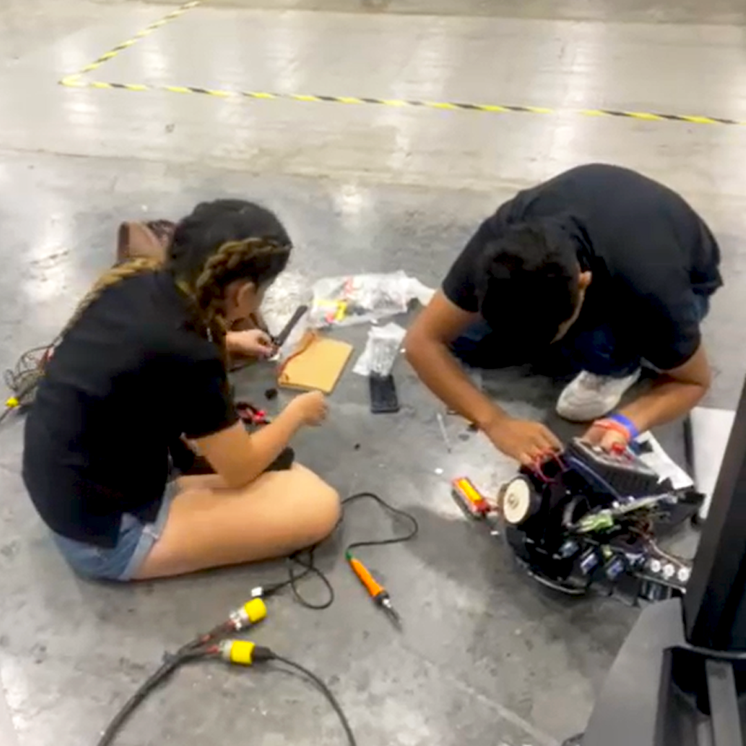 LA ODISEA DEL TRIUNFO: CORHUILA SUBCAMPEÓN EN MUNDIAL DE ROBÓTICA ...